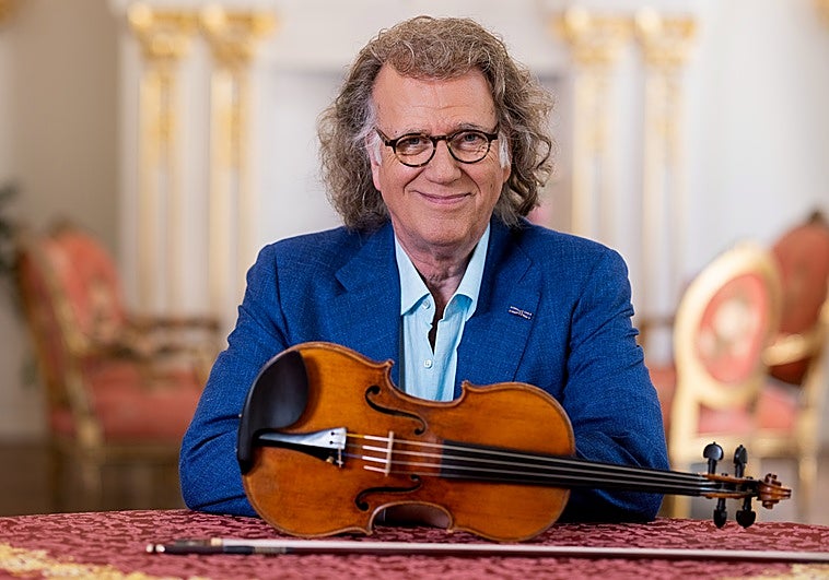 André Rieu, the rockstar of classical music: millions of followers and a castle for a home | Sur ...